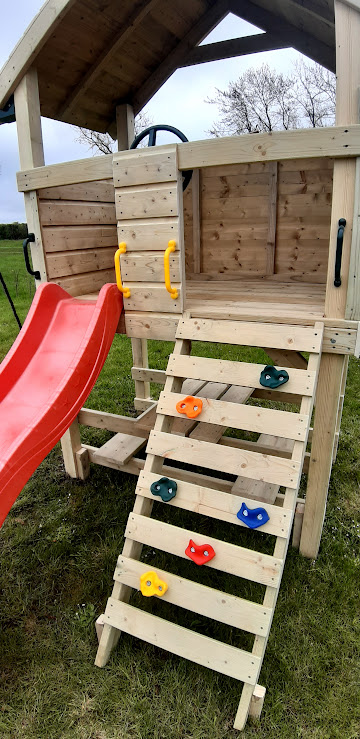 Bunker Tower - Bespoke Outdoor Entertainment Areas