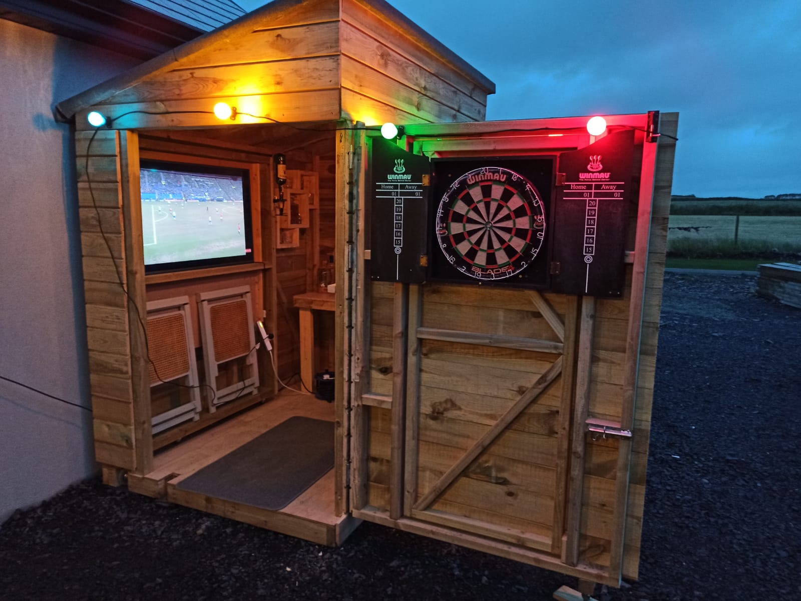 Entertainment Bar Shed - Bespoke Outdoor Entertainment Areas